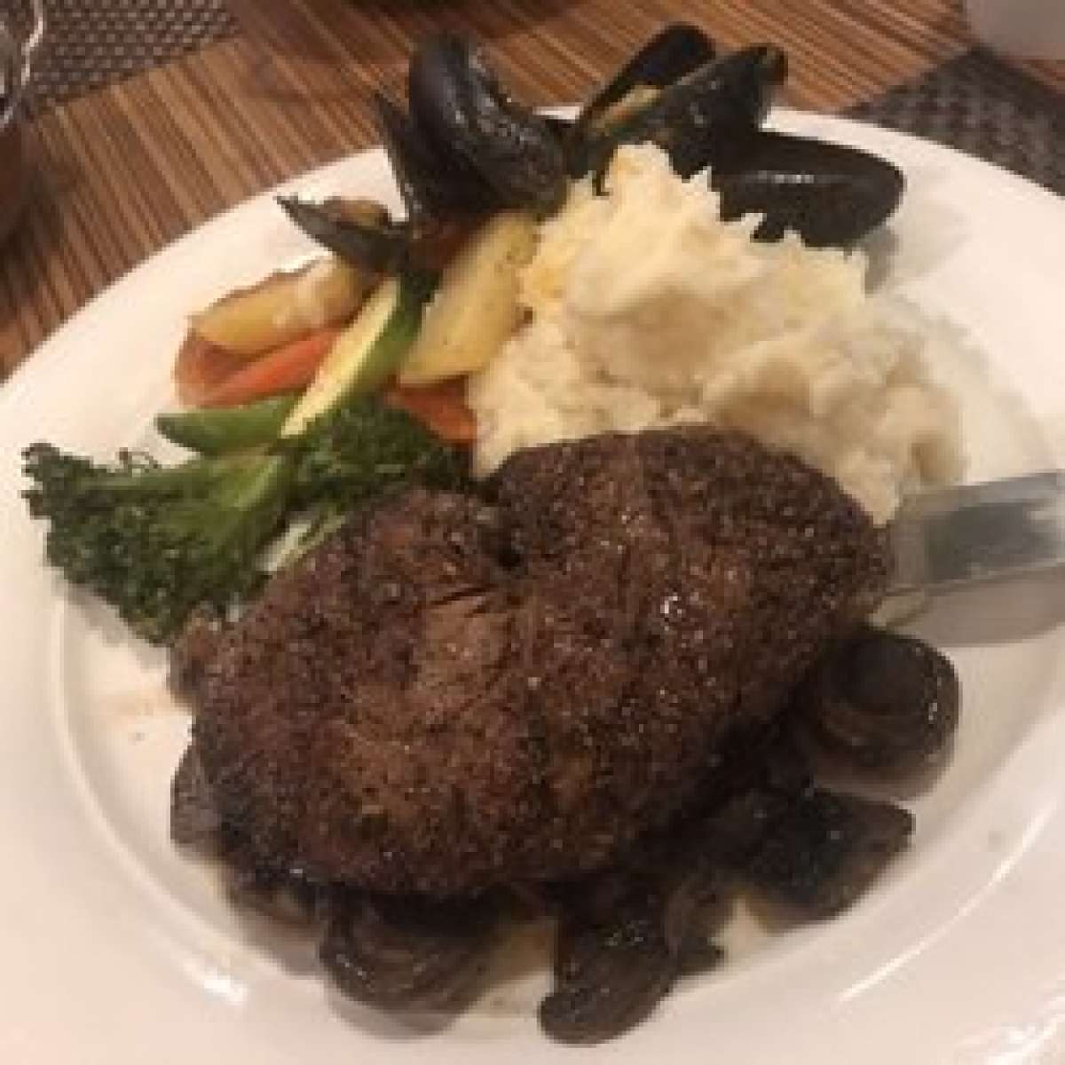 The Commoner The Cape Bretoner Restaurant - Best Food | Delivery | Menu ...