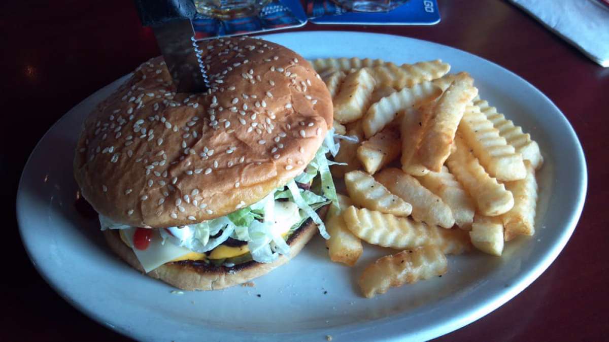 Mc Queens Bar and Grill Restaurant - Best Food | Delivery | Menu | Coupons